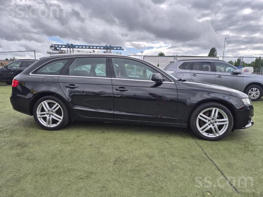 Melns Audi A4 2009 Liepāja, ar dzinēja tilpumu 2.70 L un nobraukumu 245 tūkst. km par 5800 €, foto 5 vietnē AUTOMOTO.COM.LV