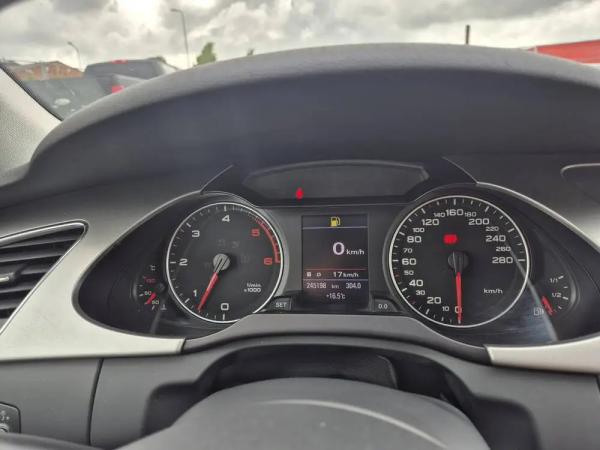 Melns Audi A4 2009 Liepāja, ar dzinēja tilpumu 2.70 L un nobraukumu 245 tūkst. km par 5800 €, foto 10 vietnē AUTOMOTO.COM.LV
