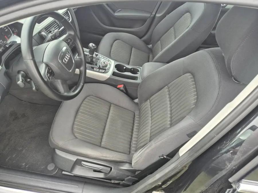 Melns Audi A4 2009 Liepāja, ar dzinēja tilpumu 2.70 L un nobraukumu 245 tūkst. km par 5800 €, foto 16 vietnē AUTOMOTO.COM.LV