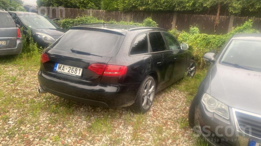 Melns Audi A4 2009 Rīga, ar dzinēja tilpumu 2.00 L un nobraukumu 398 tūkst. km par 1990 €, foto 4 vietnē AUTOMOTO.COM.LV