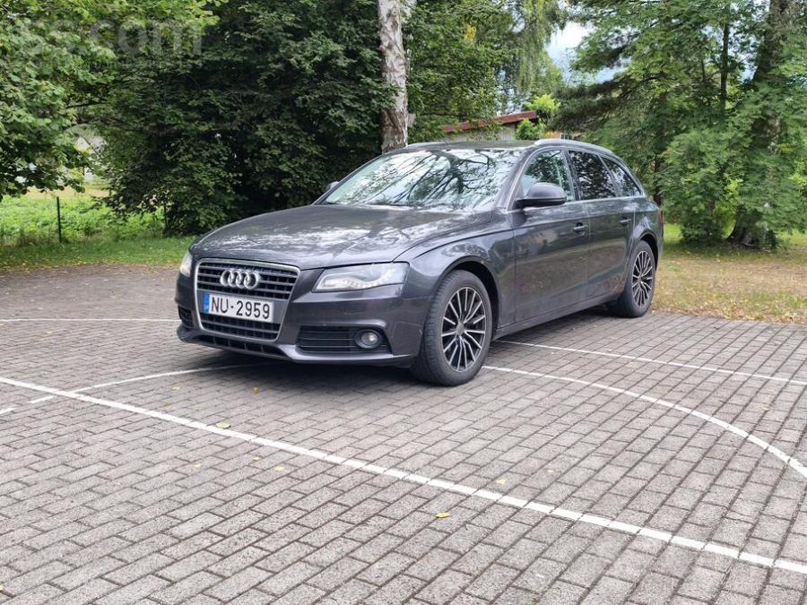 Black Audi A4 2009 in Riga, with an engine capacity of 2.00 L and mileage of 308 thousand km for 3750 €, photo 1 on AUTOMOTO.COM.LV