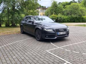 Black Audi A4 2009 in Riga, with an engine capacity of 2.00 L and mileage of 308 thousand km for 3750 €, photo 4 on AUTOMOTO.COM.LV