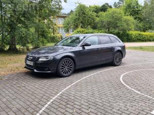 Black Audi A4 2009 in Riga, with an engine capacity of 2.00 L and mileage of 308 thousand km for 3750 €, photo 5 on AUTOMOTO.COM.LV