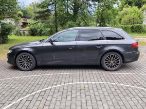 Black Audi A4 2009 in Riga, with an engine capacity of 2.00 L and mileage of 308 thousand km for 3750 €, photo 7 on AUTOMOTO.COM.LV