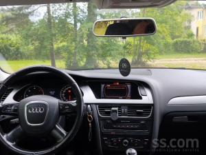 Black Audi A4 2009 in Riga, with an engine capacity of 2.00 L and mileage of 308 thousand km for 3750 €, photo 14 on AUTOMOTO.COM.LV