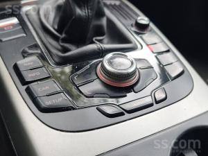 Black Audi A4 2009 in Riga, with an engine capacity of 2.00 L and mileage of 308 thousand km for 3750 €, photo 17 on AUTOMOTO.COM.LV
