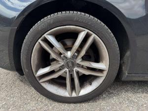 Melns Audi A4 2009 Alīta, ar dzinēja tilpumu 2.00 L un nobraukumu 305 tūkst. km par 3950 €, foto 17 vietnē AUTOMOTO.COM.LV
