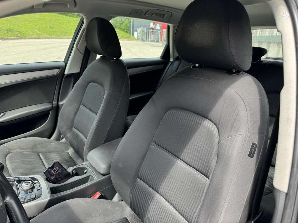 Black Audi A4 2009 in Alytus, with an engine capacity of 2.00 L and mileage of 305 thousand km for 3950 €, photo 8 on AUTOMOTO.COM.LV