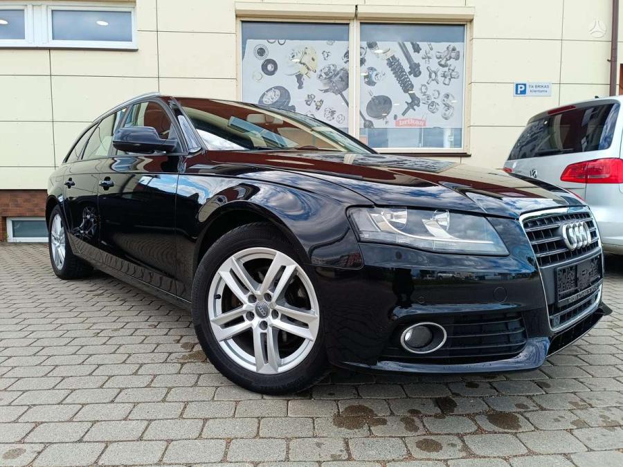 Black Audi A4 2009 in Kretinga, with an engine capacity of 1.99 L and mileage of 269 thousand km for 5999 €, photo 1 on AUTOMOTO.COM.LV
