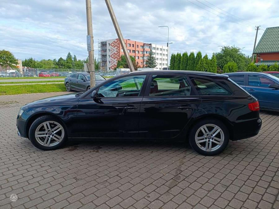 Black Audi A4 2009 in Kretinga, with an engine capacity of 1.99 L and mileage of 269 thousand km for 5999 €, photo 4 on AUTOMOTO.COM.LV