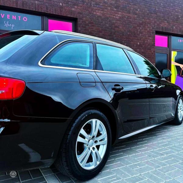 Black Audi A4 2009 in Kaisiadorys, with an engine capacity of 1.97 L and mileage of 277 thousand km for 3450 €, photo 3 on AUTOMOTO.COM.LV
