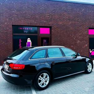 Black Audi A4 2009 in Kaisiadorys, with an engine capacity of 1.97 L and mileage of 277 thousand km for 3450 €, photo 12 on AUTOMOTO.COM.LV