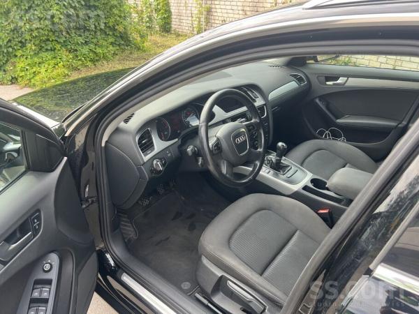 Melns Audi A4 2009 Rīga, ar dzinēja tilpumu 2.00 L un nobraukumu 352 tūkst. km par 4500 €, foto 6 vietnē AUTOMOTO.COM.LV