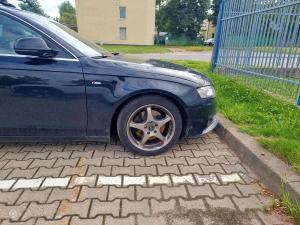 Melns Audi A4 2009 Viļņa, ar dzinēja tilpumu 1.97 L un nobraukumu 358 tūkst. km par 1600 €, foto 5 vietnē AUTOMOTO.COM.LV