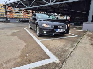 Black Audi A4 2009 in Siauliai, with an engine capacity of 1.97 L and mileage of 316 thousand km for 4300 €, photo  on AUTOMOTO.COM.LV