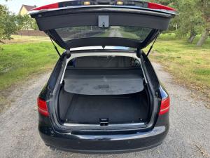 Black Audi A4 2009 in Vilkaviskis, with an engine capacity of 2.00 L and mileage of 330 thousand km for 3200 €, photo 17 on AUTOMOTO.COM.LV