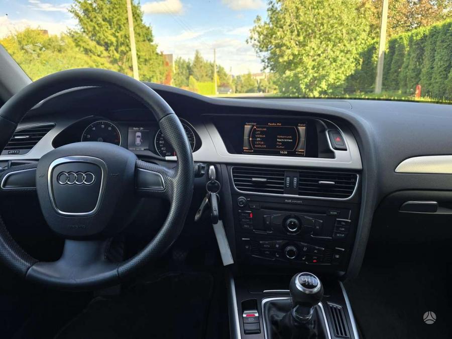 Black Audi A4 2009 in Utena, with an engine capacity of 1.80 L and mileage of 160 thousand km for 3100 €, photo 21 on AUTOMOTO.COM.LV
