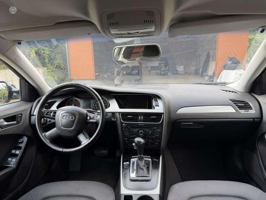 Черный Ауди А4 2009 в Вильнюс, объемом двигателя 1.97 л и пробегом 431 тыс. км за 3700 €, фото 10 на AUTOMOTO.COM.LV