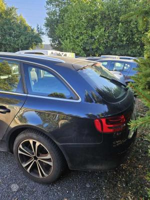 Melns Audi A4 2009 Kauņa, ar dzinēja tilpumu 1.97 L un nobraukumu 206 tūkst. km par 4700 €, foto 5 vietnē AUTOMOTO.COM.LV
