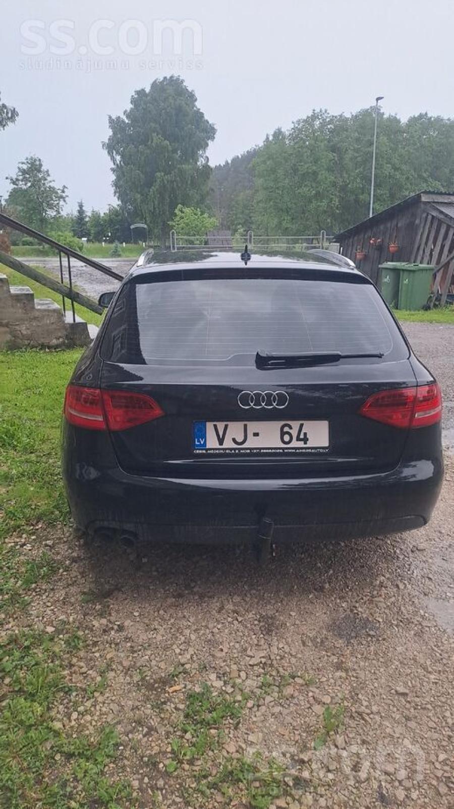 Black Audi A4 2009 in Aluksne, with an engine capacity of 2.00 L and mileage of 299 thousand km for 5500 €, photo 6 on AUTOMOTO.COM.LV