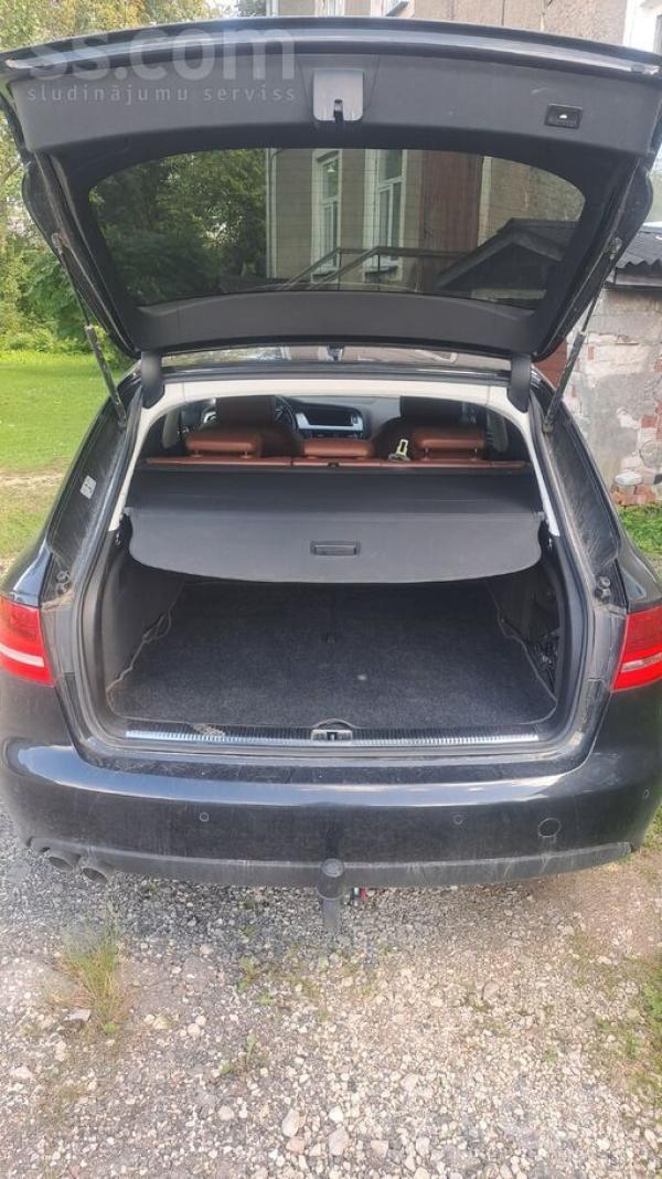 Black Audi A4 2009 in Aluksne, with an engine capacity of 2.00 L and mileage of 299 thousand km for 5500 €, photo 7 on AUTOMOTO.COM.LV