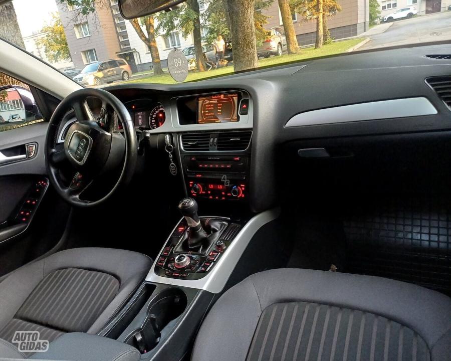 Black Audi A4 2009 in Kaunas, with an engine capacity of 2.00 L and mileage of 315 thousand km for 4350 €, photo 11 on AUTOMOTO.COM.LV