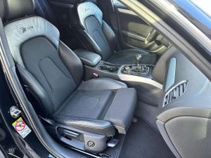 Black Audi A4 2009 in Kaunas, with an engine capacity of 2.00 L and mileage of 270 thousand km for 4900 €, photo 15 on AUTOMOTO.COM.LV