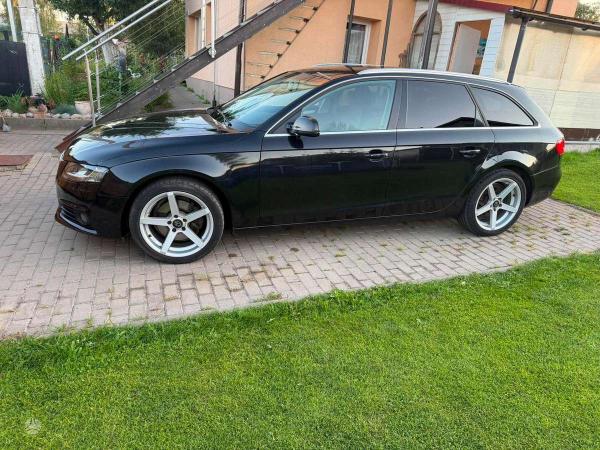 Ауди А4 2009 в Вильнюс на AUTOMOTO.COM.LV Черный Ауди А4 2009 в Вильнюс, объемом двигателя 2.00 л и пробегом 290 тыс. км за 4200 €, фото 10 на AUTOMOTO.COM.LV