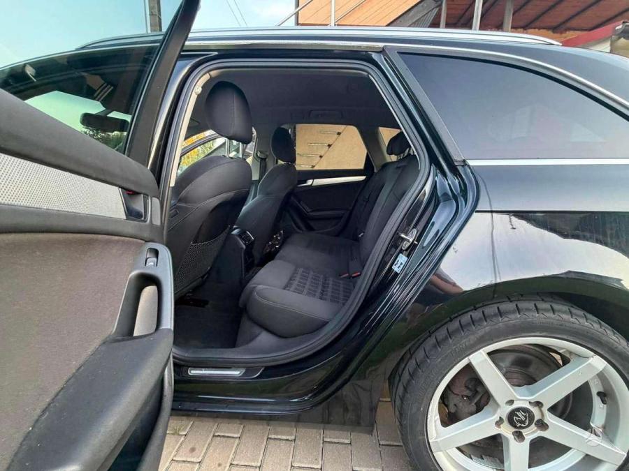 Melns Audi A4 2009 Viļņa, ar dzinēja tilpumu 2.00 L un nobraukumu 290 tūkst. km par 4200 €, foto 15 vietnē AUTOMOTO.COM.LV