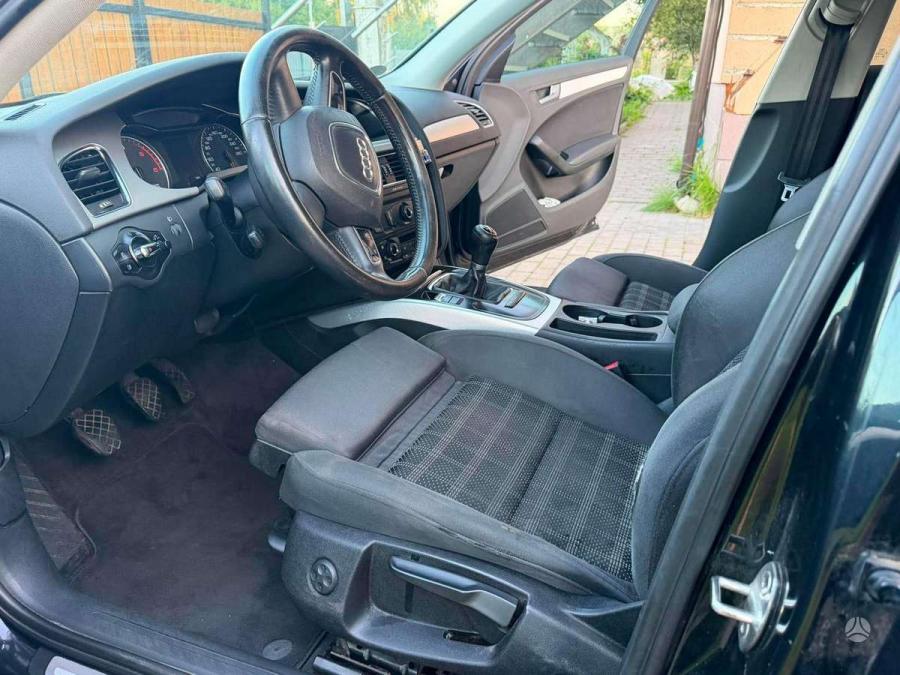 Melns Audi A4 2009 Viļņa, ar dzinēja tilpumu 2.00 L un nobraukumu 290 tūkst. km par 4200 €, foto 18 vietnē AUTOMOTO.COM.LV