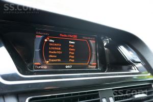 Black Audi A4 2009 in Riga, with an engine capacity of 2.00 L and mileage of 320 thousand km for 6290 €, photo 11 on AUTOMOTO.COM.LV