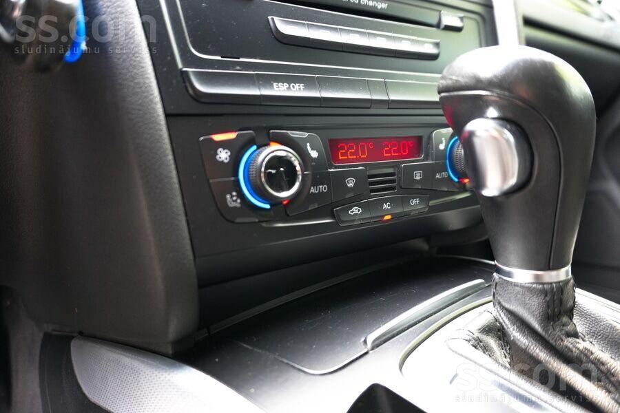 Black Audi A4 2009 in Riga, with an engine capacity of 2.00 L and mileage of 320 thousand km for 6290 €, photo 12 on AUTOMOTO.COM.LV