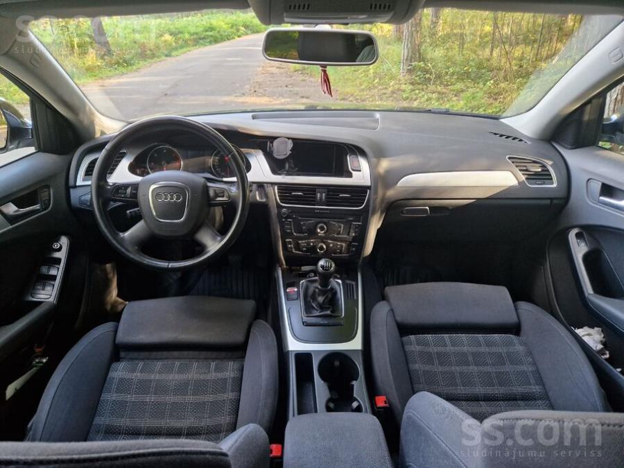 Black Audi A4 2009 in Riga, with an engine capacity of 2.00 L and mileage of 205 thousand km for 6950 €, photo 9 on AUTOMOTO.COM.LV