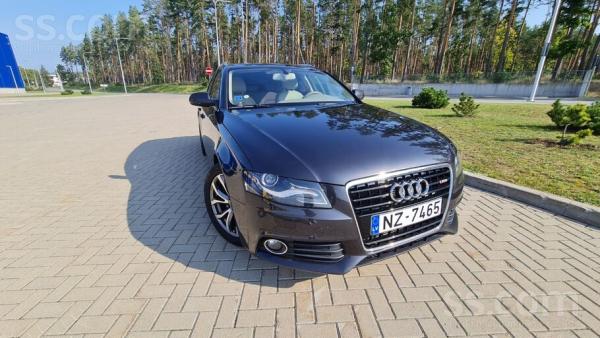 Audi A4 2009 in Riga on AUTOMOTO.COM.LV Black Audi A4 2009 in Riga, with an engine capacity of 2.00 L and mileage of 361 thousand km for 4900 €, photo 1 on AUTOMOTO.COM.LV