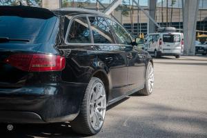 Black Audi A4 2009 in Druskininkai, with an engine capacity of 2.00 L and mileage of 380 thousand km for 4850 €, photo 8 on AUTOMOTO.COM.LV