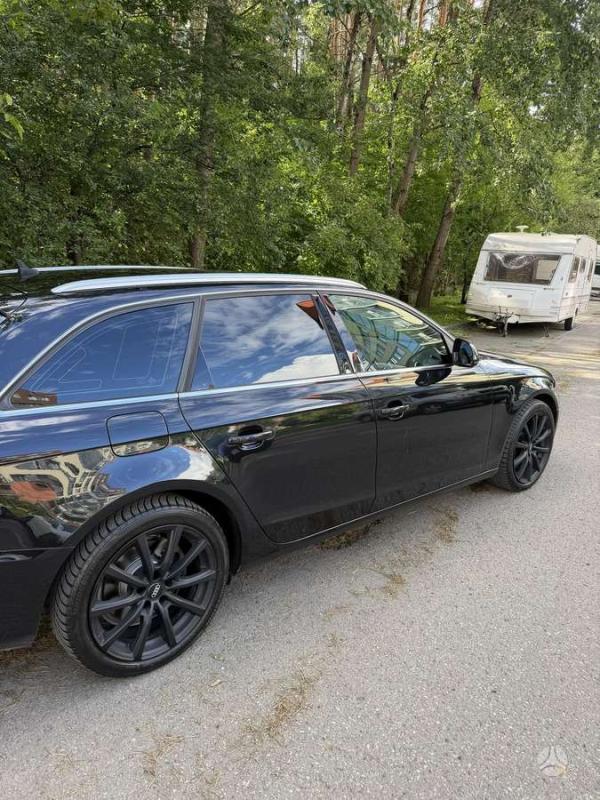 Black Audi A4 2009 in Vilnius, with an engine capacity of 1.97 L and mileage of 269 thousand km for 4900 €, photo 11 on AUTOMOTO.COM.LV