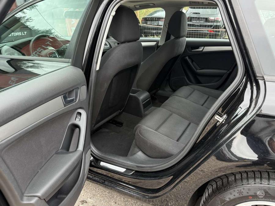 Melns Audi A4 2009 Viļņa, ar dzinēja tilpumu 2.00 L un nobraukumu 360 tūkst. km par 5050 €, foto 23 vietnē AUTOMOTO.COM.LV