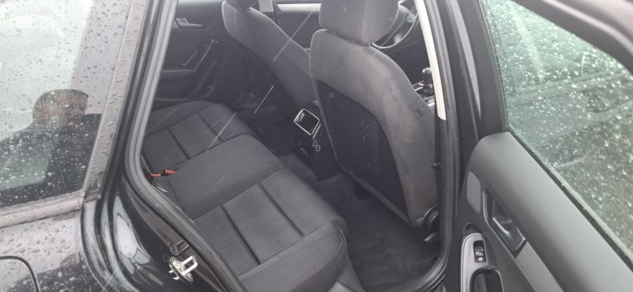 Black Audi A4 2009 in Marijampole, with an engine capacity of 2.00 L and mileage of 291 thousand km for 5200 €, photo 15 on AUTOMOTO.COM.LV