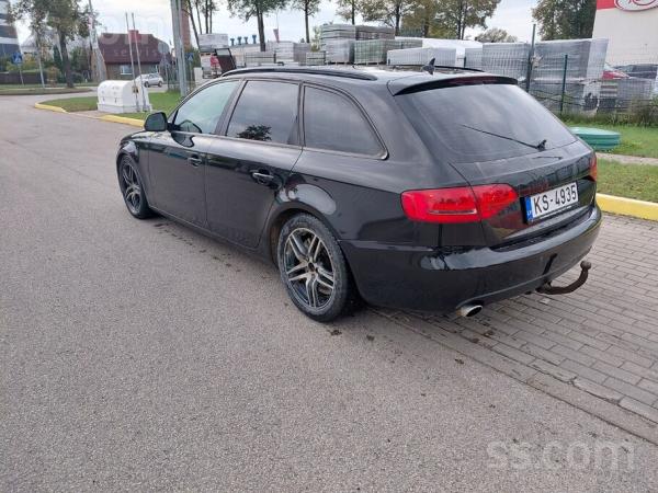 Black Audi A4 2009 in Jelgava, with an engine capacity of 3.00 L and mileage of 430 thousand km for 4300 €, photo 5 on AUTOMOTO.COM.LV