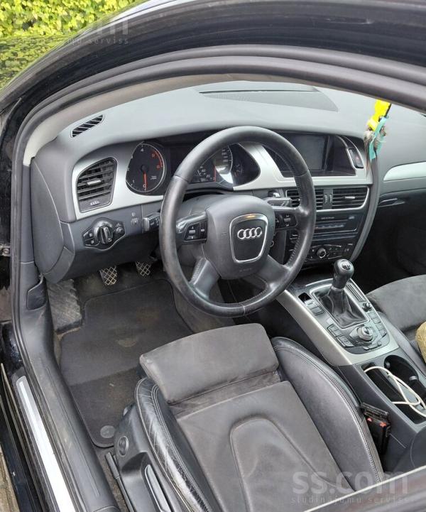 Black Audi A4 2009 in Jelgava, with an engine capacity of 3.00 L and mileage of 430 thousand km for 4300 €, photo 7 on AUTOMOTO.COM.LV