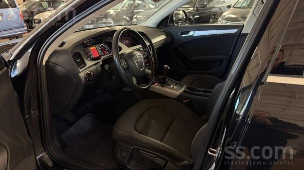 Audi A4 2009 Rīga vietnē Melns Audi A4 2009 Rīga, ar dzinēja tilpumu 2.00 L un nobraukumu 207 tūkst. km par 5950 €, foto 6 vietnē AUTOMOTO.COM.LV