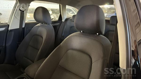 Audi A4 2009 Rīga vietnē Melns Audi A4 2009 Rīga, ar dzinēja tilpumu 2.00 L un nobraukumu 207 tūkst. km par 5950 €, foto 7 vietnē AUTOMOTO.COM.LV