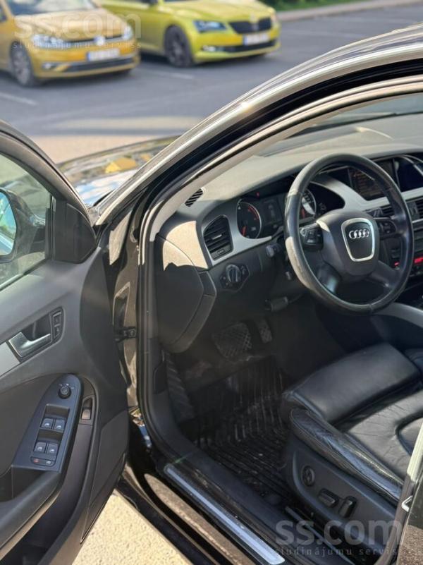 Audi A4 2009 Rīga vietnē Melns Audi A4 2009 Rīga, ar dzinēja tilpumu 2.70 L un nobraukumu 356 tūkst. km par 3699 €, foto 6 vietnē AUTOMOTO.COM.LV