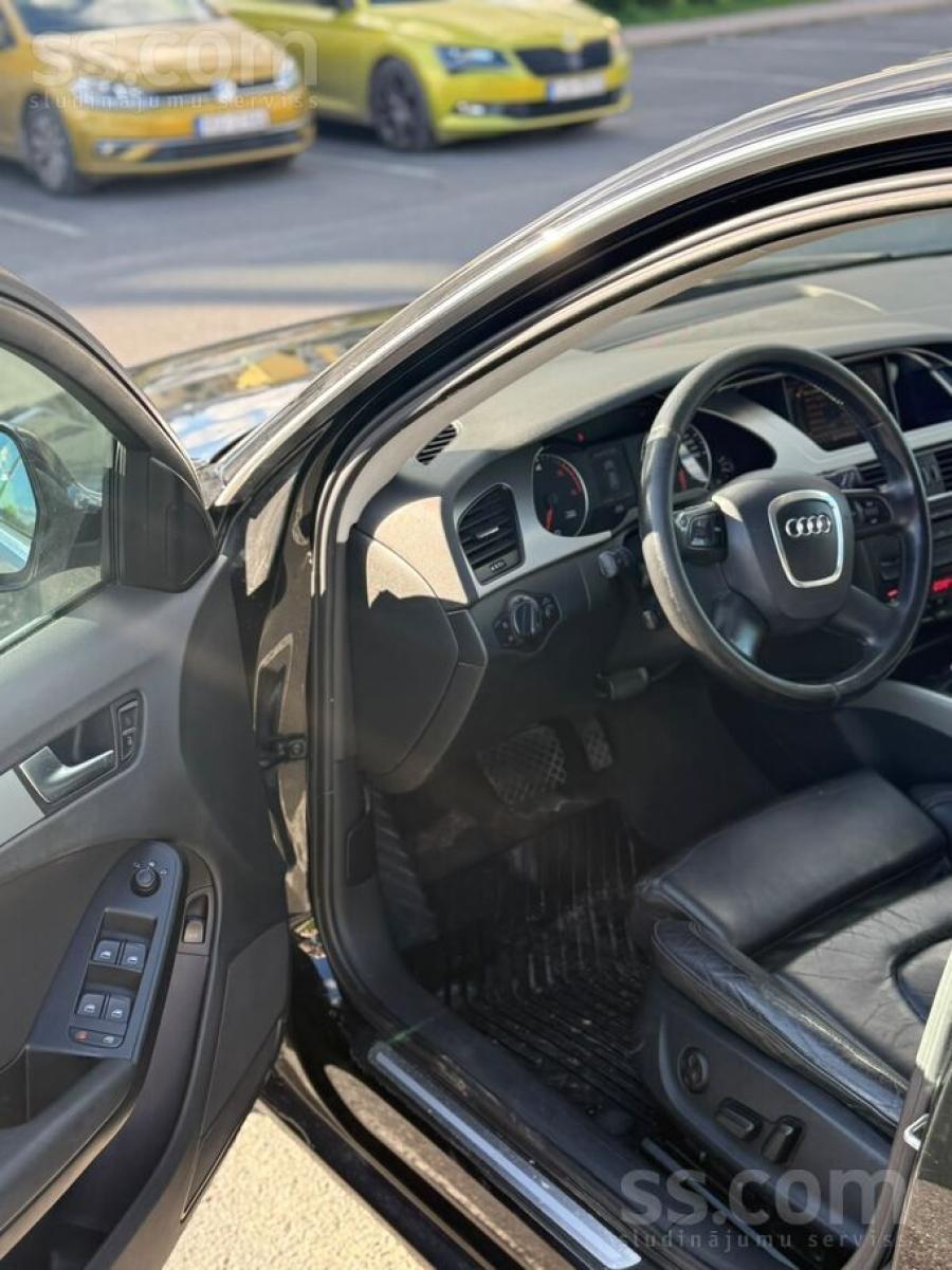 Black Audi A4 2009 in Riga, with an engine capacity of 2.70 L and mileage of 356 thousand km for 3699 €, photo 6 on AUTOMOTO.COM.LV
