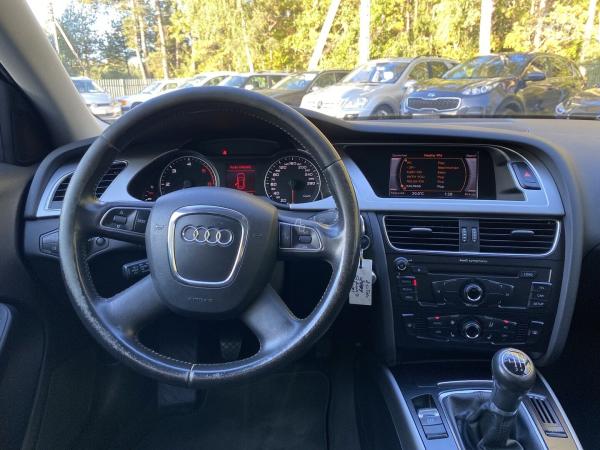 Black Audi A4 2009 in Sveicarija, with an engine capacity of 2.00 L and mileage of 176 thousand km for 3900 €, photo 10 on AUTOMOTO.COM.LV