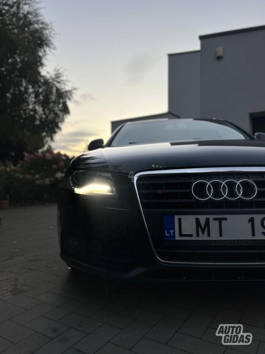Melns Audi A4 2009 Viļņa, ar dzinēja tilpumu 2.00 L un nobraukumu 300 tūkst. km par 3600 €, foto 7 vietnē AUTOMOTO.COM.LV