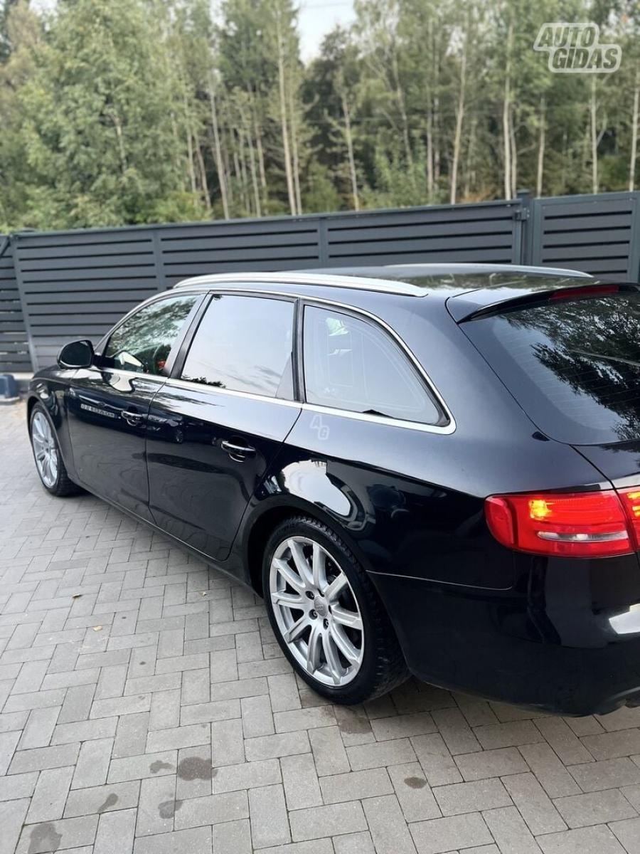 Melns Audi A4 2009 Viļņa, ar dzinēja tilpumu 2.00 L un nobraukumu 300 tūkst. km par 3600 €, foto 20 vietnē AUTOMOTO.COM.LV