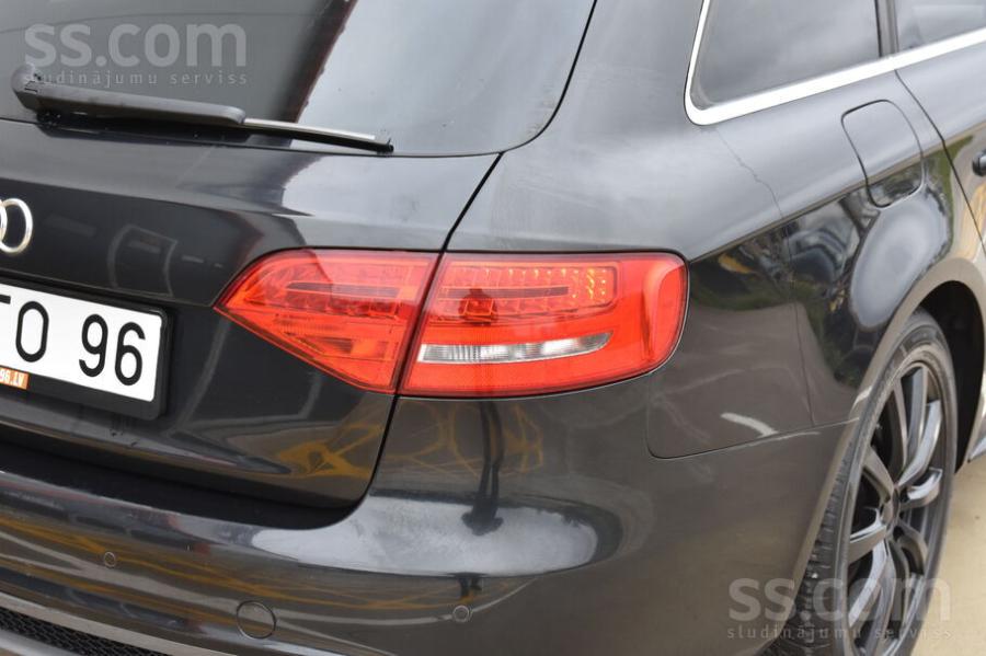 Melns Audi A4 2009 Rīga, ar dzinēja tilpumu 3.00 L un nobraukumu 305 tūkst. km par 6950 €, foto 22 vietnē AUTOMOTO.COM.LV