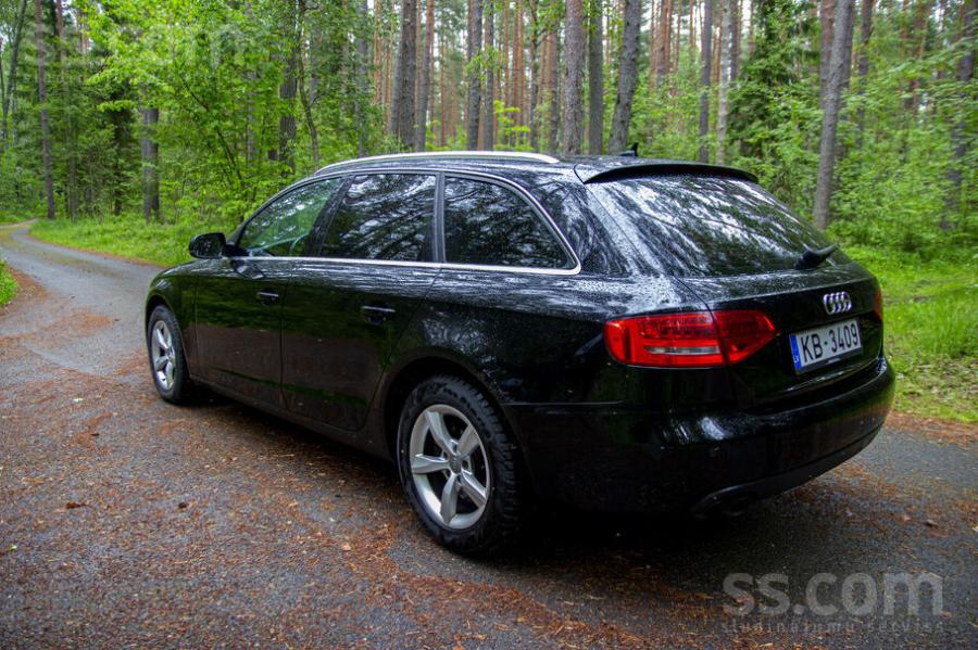 Black Audi A4 2010 in Riga, with an engine capacity of 2.00 L and mileage of 390 thousand km for 3900 €, photo 4 on AUTOMOTO.COM.LV