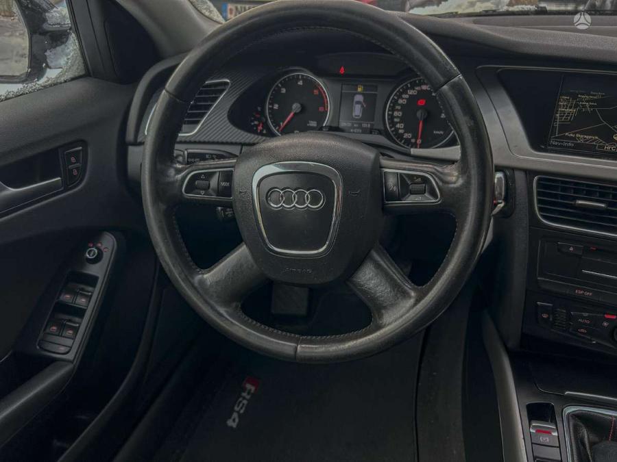 Black Audi A4 2010 in Kaunas, with an engine capacity of 1.97 L and mileage of 335 thousand km for 5650 €, photo 15 on AUTOMOTO.COM.LV